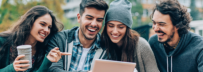 Beneficios y Peligros de las Redes Sociales para los Adolescentes